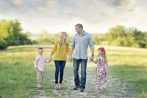 Paige Walker Photography: Tatsak's Outdoor Family Session {fort worth ...